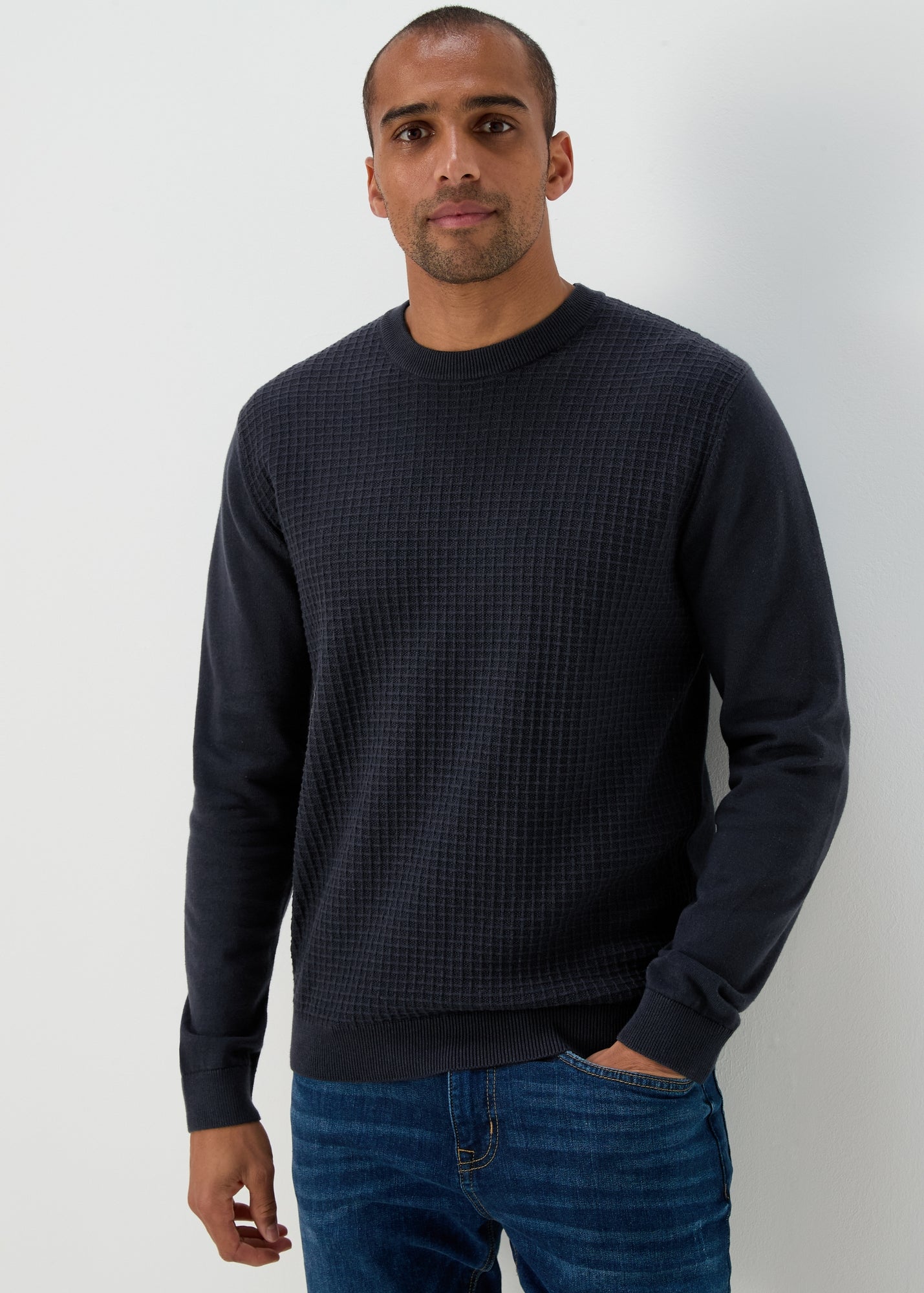 Buy 12Gg Grid Texture Navy Online in Jordan from Matalan