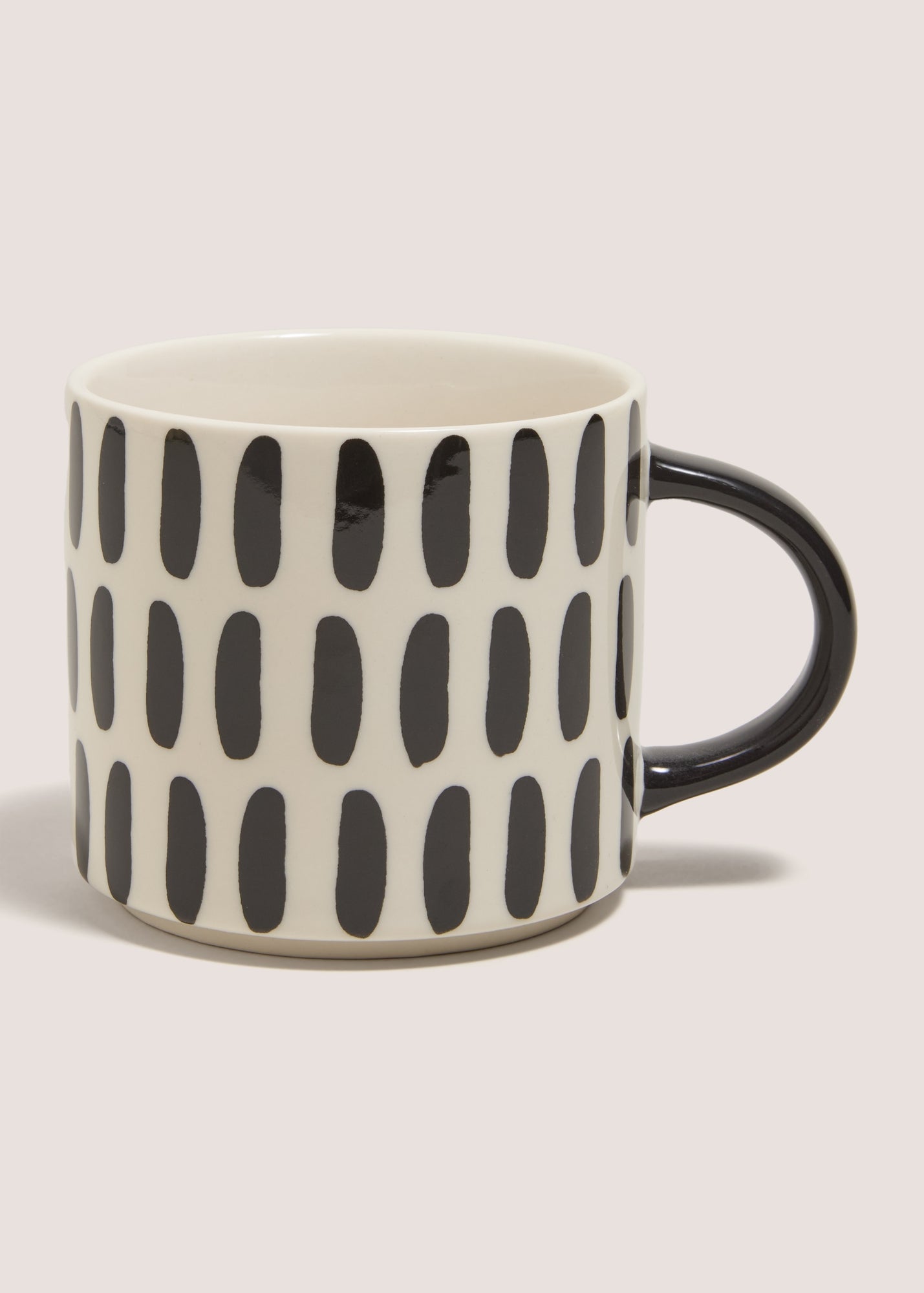 Buy Monochrome Dash Mug (12.3X9X8.3Cm)-Black/White Online in UAE from ...