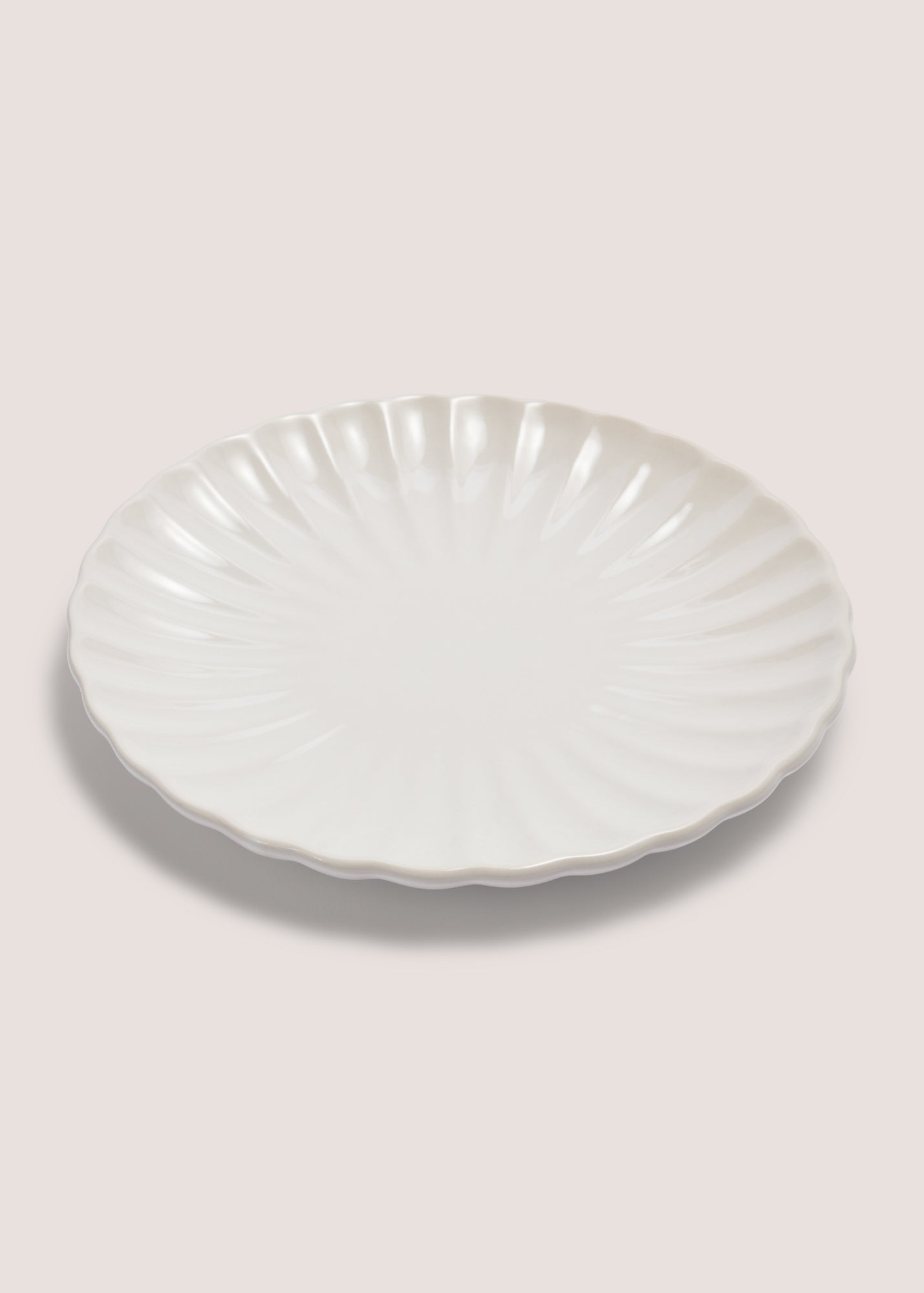 Buy Natural Scalloped Dinner Plate -Black Online in UAE from Matalan